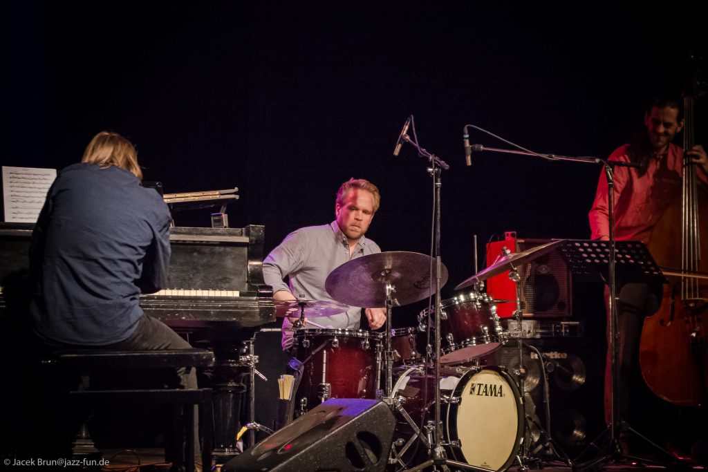 Emil Brandqvist Trio – Lyrischer Piano-Jazz a la Tingvall – Wilhelm13